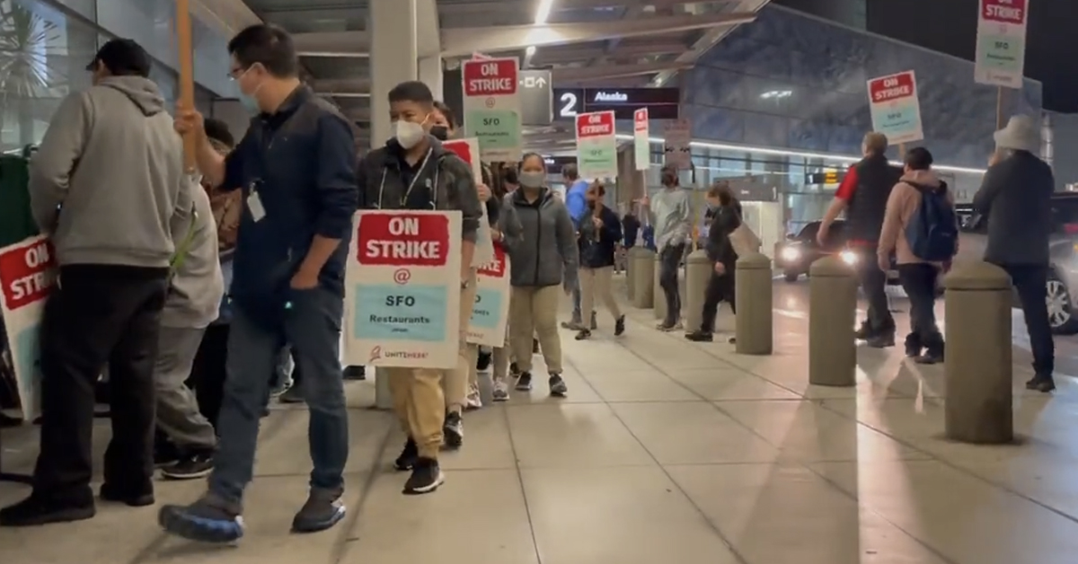 1,000 Fast Food Workers Strike at SFO Airport : UNITE HERE!